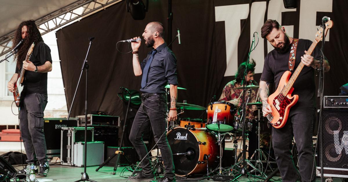 Eyedrops Concert at the Art Museum | TIFF